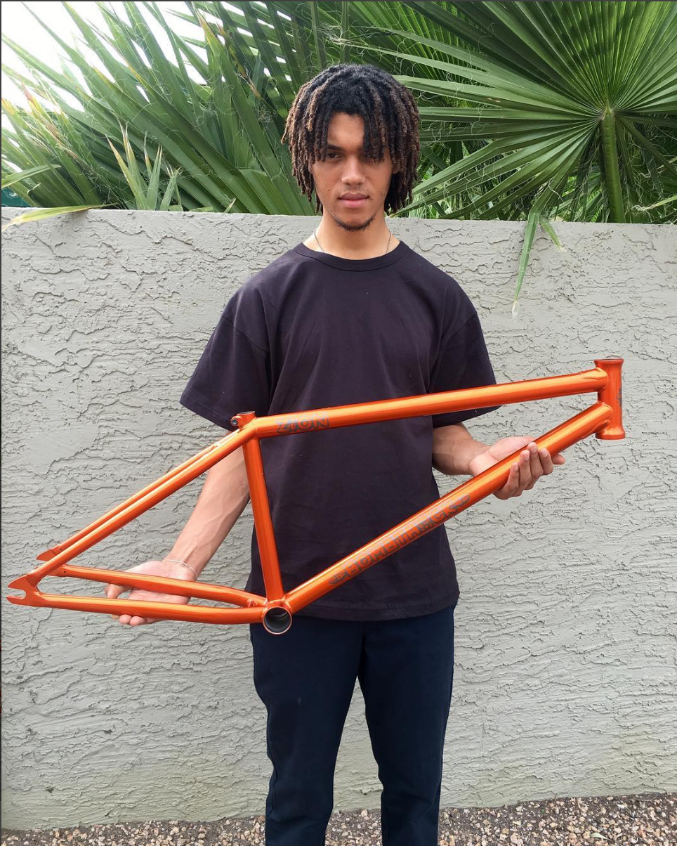 Bombtrack Zion Elliott Milner Signature Frame – FIXED GEAR ARCHIVE