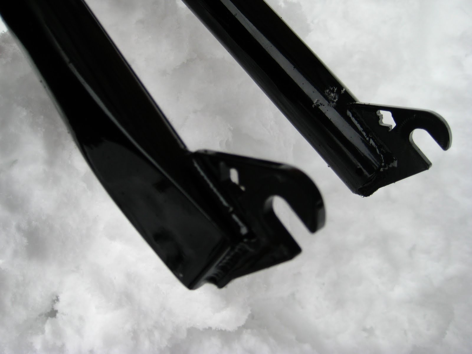 BMW Cluster V2 Fork – FIXED GEAR ARCHIVE