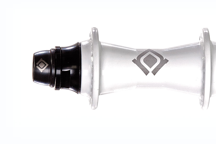 Resist Icon Hub – FIXED GEAR ARCHIVE