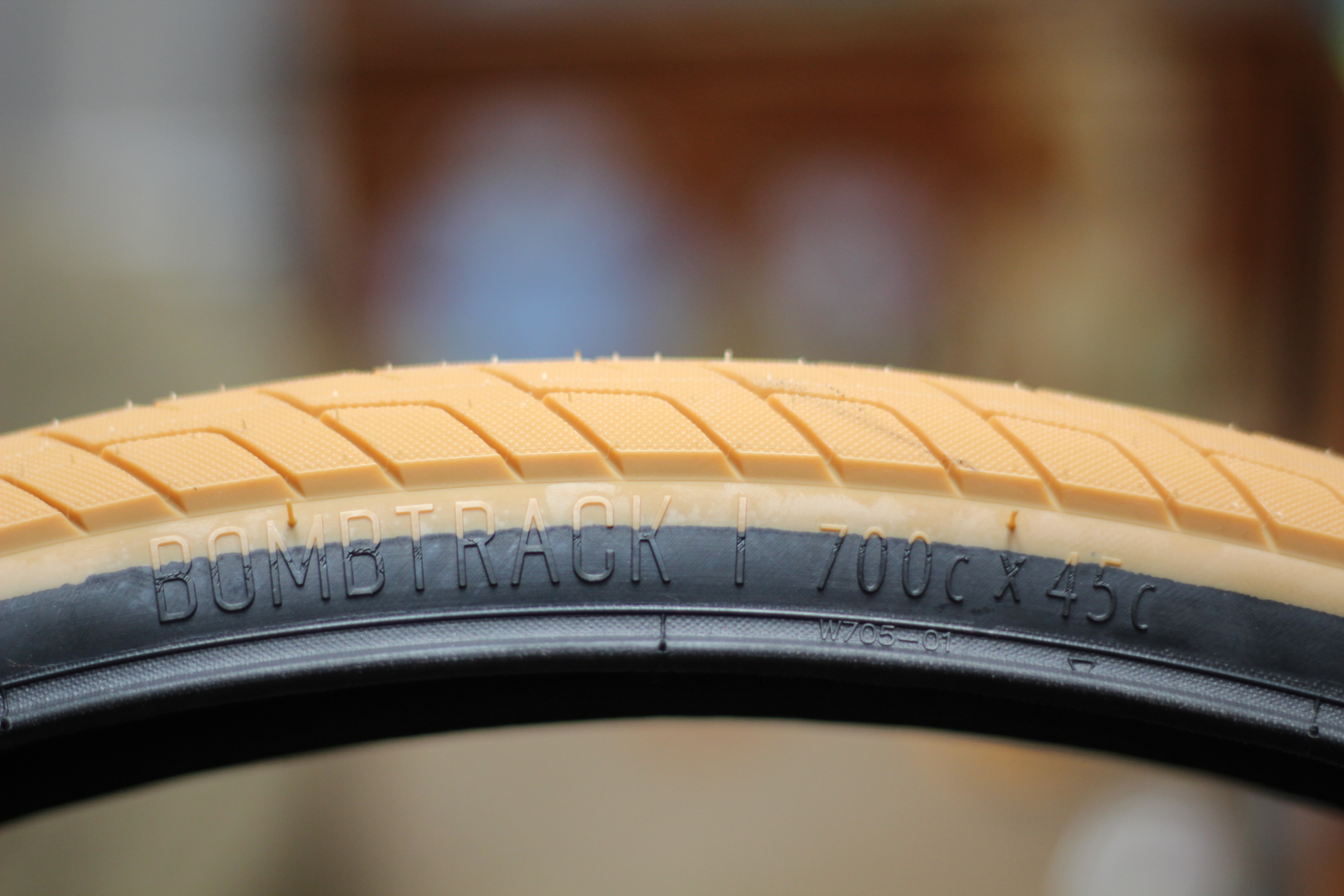 Bombtrack Helix V2 Tire – FIXED GEAR ARCHIVE