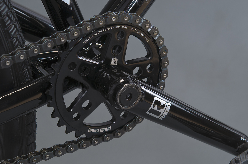 Radio Bombtrack – FIXED GEAR ARCHIVE