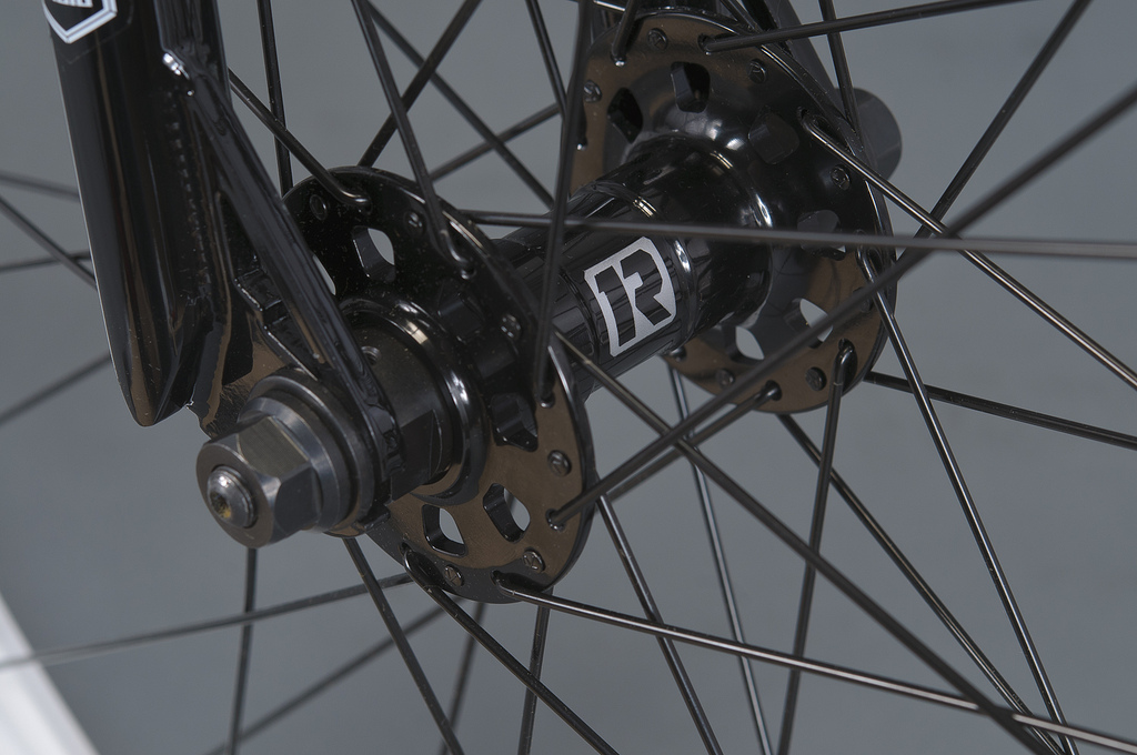 Radio Bombtrack – FIXED GEAR ARCHIVE